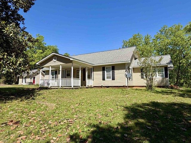 1629 Buena Vista Rd, Bethel Springs, TN 38315