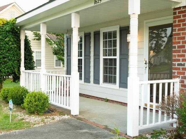 1629 Crabapple Lane