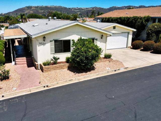 1629 Desert Gln
