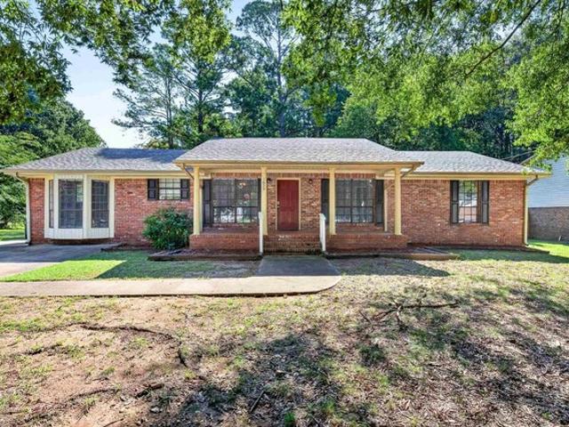 1629 English Knoll Ln, Birmingham, AL 35235