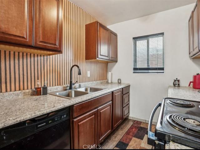 1629 Franklin 4