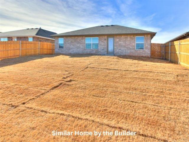 1629 Highland Loop
