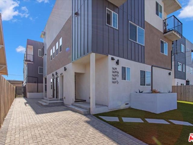 1629 S New Hampshire Ave, Los Angeles, CA 90006 | MLS #26661