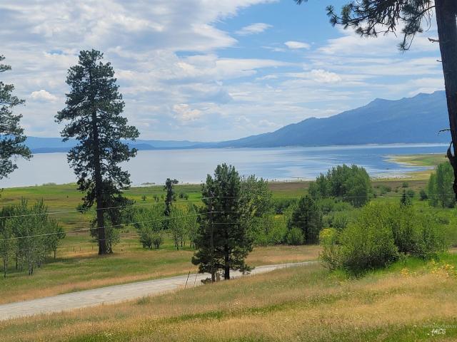 1629 West Mountain Road