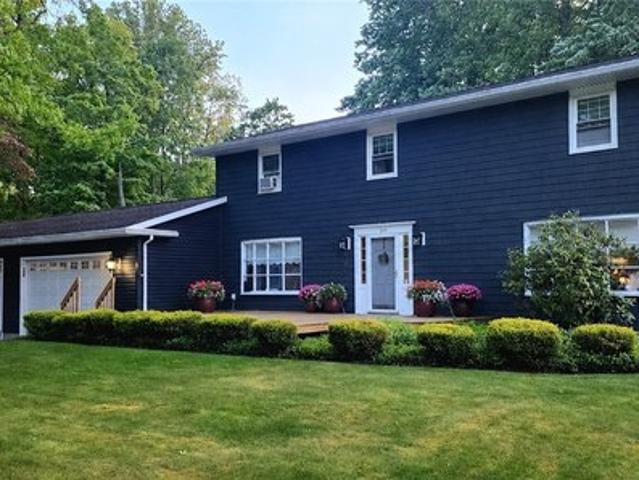 1629 Winterhaven Ave, Ashtabula, OH 44004