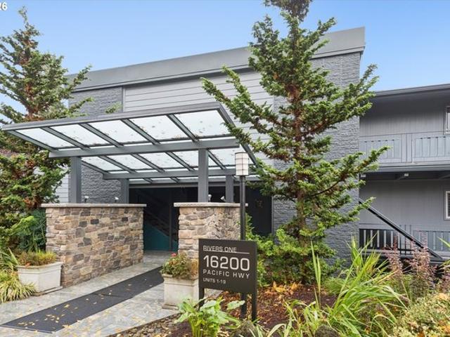 16200 Pacific Hwy Unit 4, Lake Oswego, OR 97034