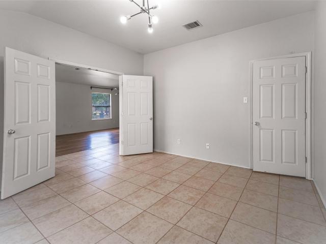 16201 Mones Ln