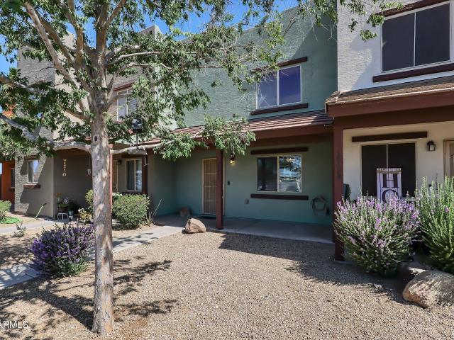 16202 n desert sage street
