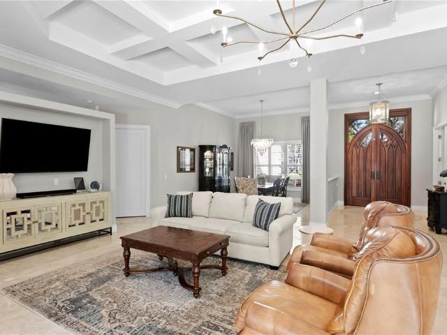 16204 Sierra De Avila, Tampa, FL