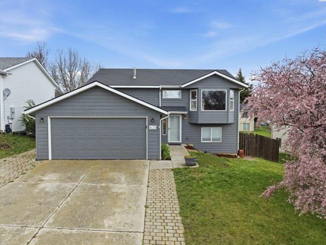 1620 NW Arcadia Dr, Pullman, WA 99163