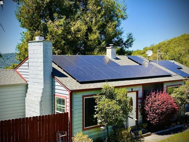 1620 NE Winter St, Roseburg, OR 97470