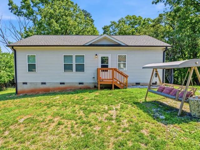 1620 Atway Loop, Burlington, NC 27215