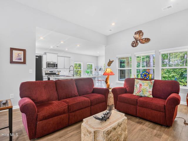 1620 Buttonwillow Court SW
