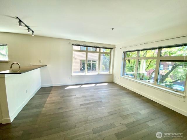 1620 Belmont Avenue # 221