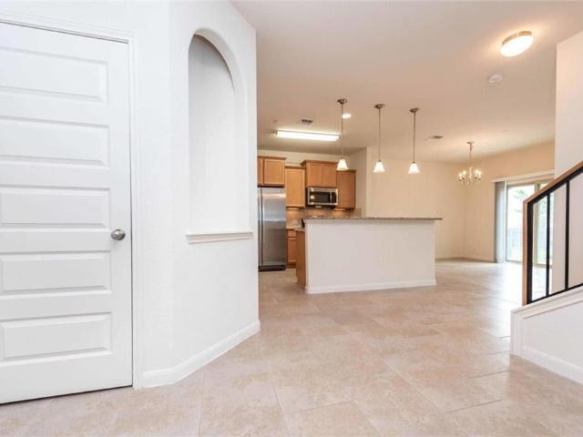 1620 Bryant Dr # 2102
