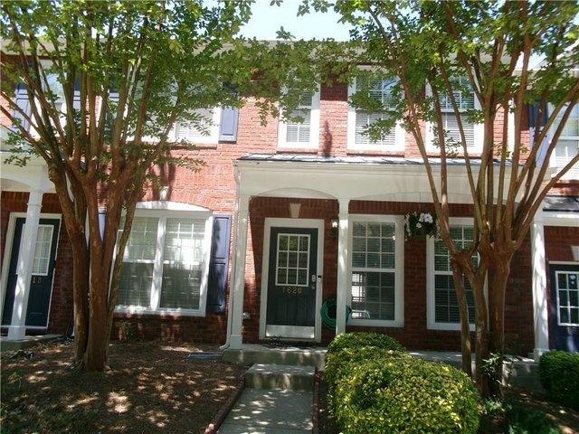 1620 Cove Creek Cir, Norcross, GA 30093
