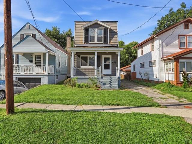 1620 DE Armand Ave, North College Hill, OH 45239