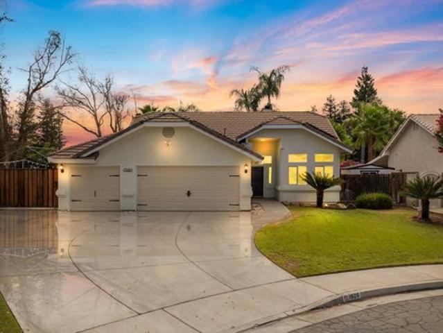 1620 Dimare Ct, Bakersfield, CA 93312