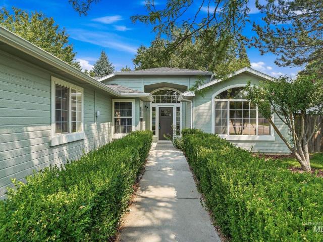 1620 E. Summerheights Dr