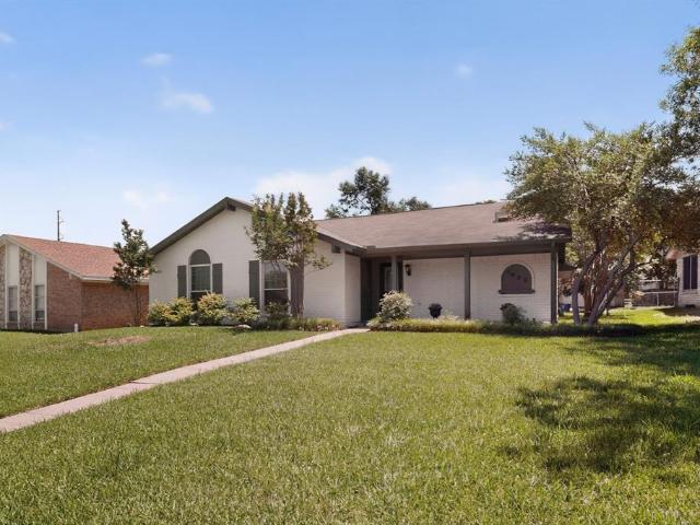 1620 Glenhill Lane