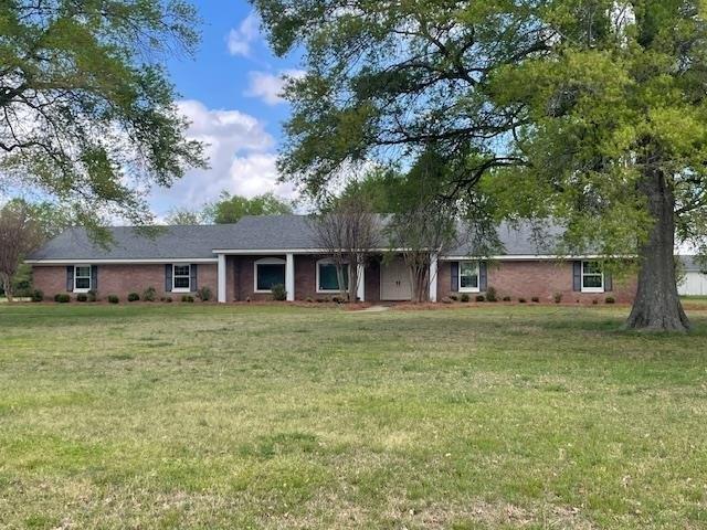 1620 Highway 82 E, Leland, MS 38756