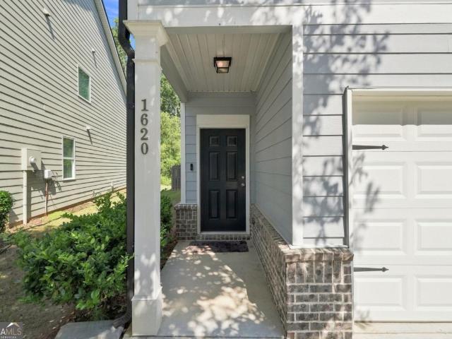 1620 Jacobs Way