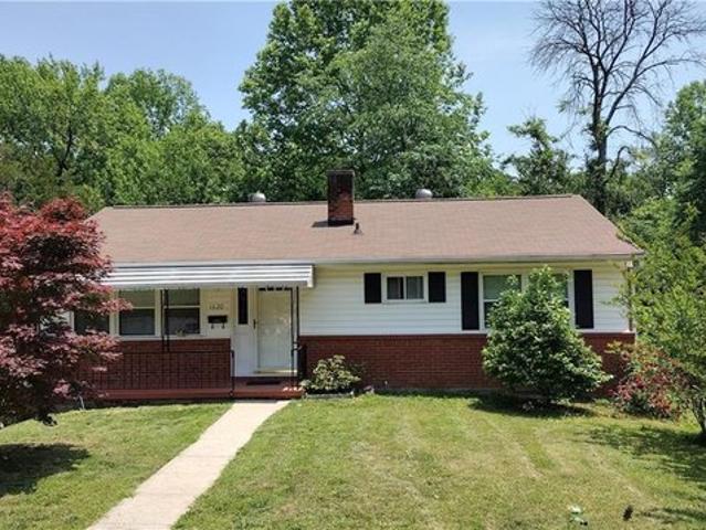 1620 Larkin St, High Point, NC 27262