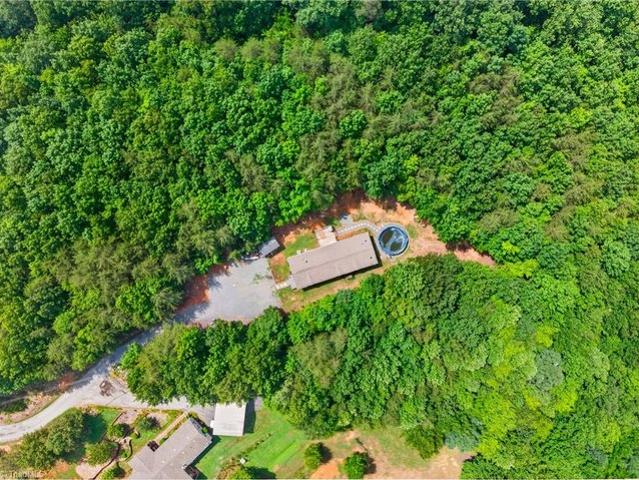 1620 Pepperstone Dr, Franklinville, NC 27248