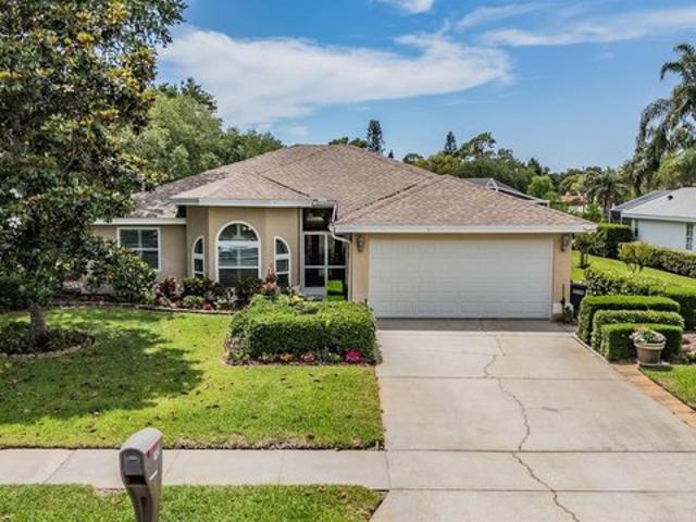 1620 Polo Club Dr, Tarpon Springs, FL 34689
