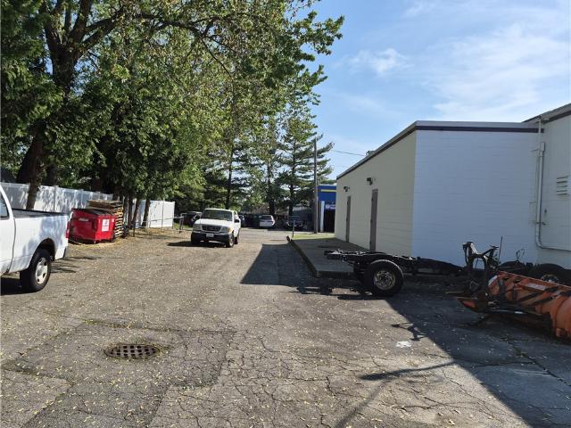 1620 Post Road