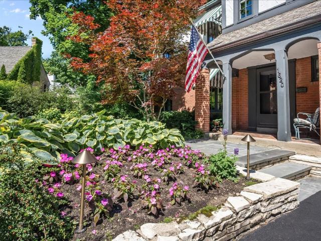 1620 Ravine Terrace