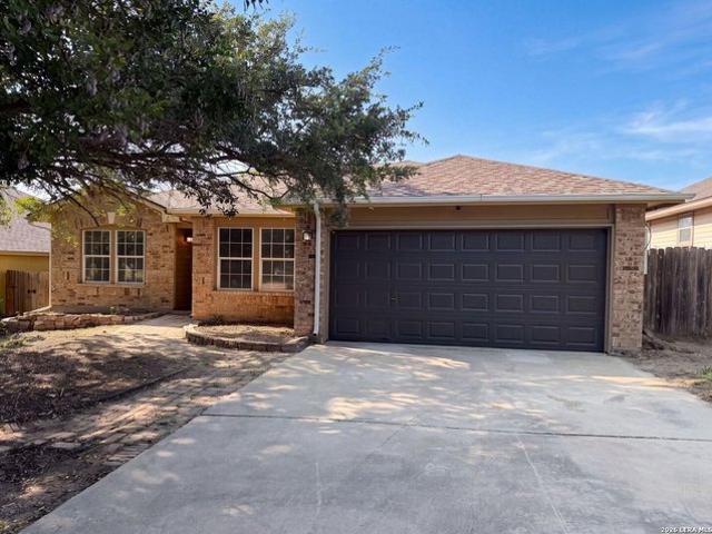 1620 Sunview Cir, New Braunfels, TX 78130