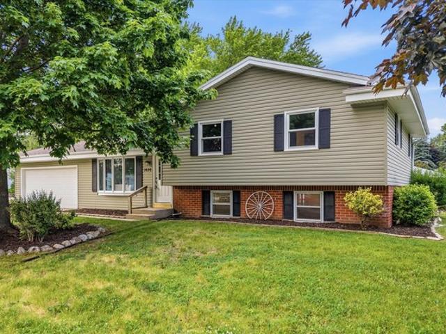 1620 1st Ave, Grafton, WI 53024
