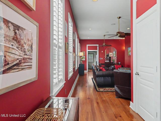 1620 2nd Street