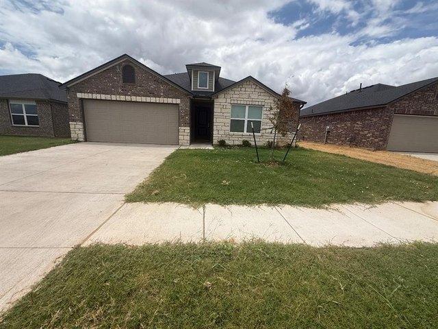 16213 Maroon Dr, Piedmont, OK 73078