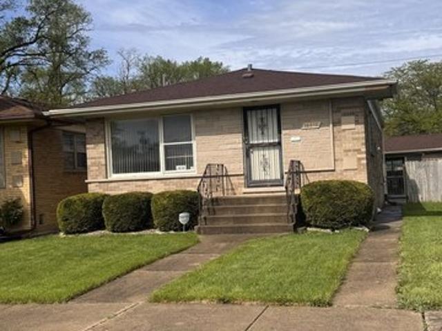 16210 Woodbridge Ave, Harvey, IL 60426