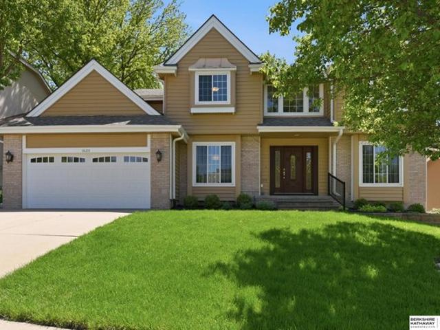 16211 Chicago St, Omaha, NE 68118