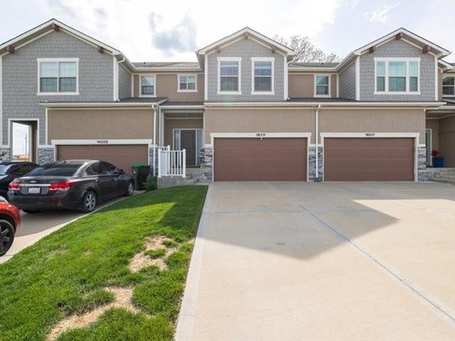 16211 Moon Shot St Unit 7B, Parkville, MO 64152