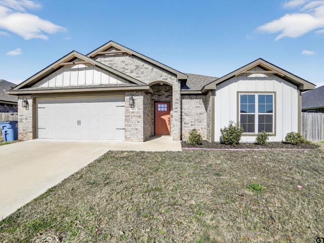 16217 Ridgeview Ln, Lindale, TX 75771 | MLS #26001 | Compass