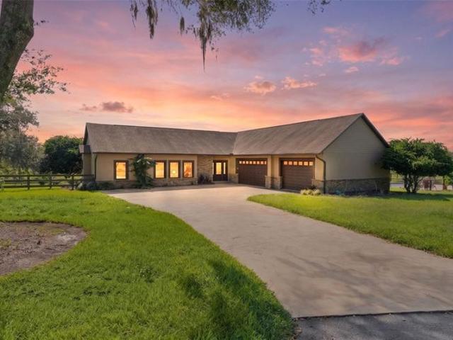 16215 Douglas Rd, Groveland, FL 34736