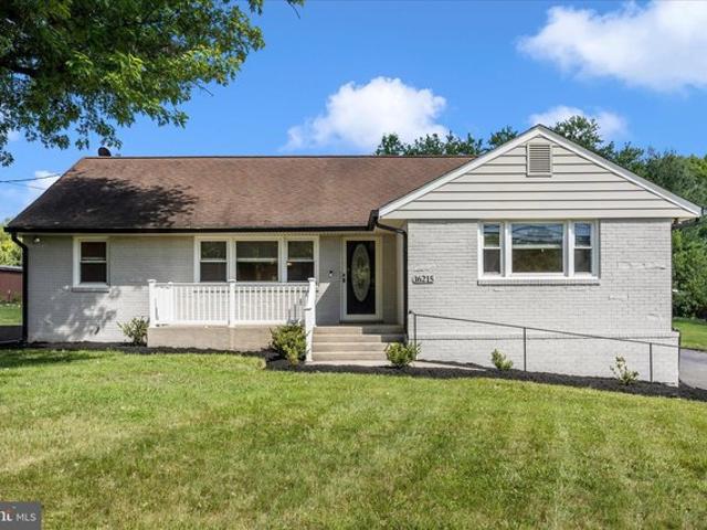 16215 Redland Rd, Rockville, MD 20855