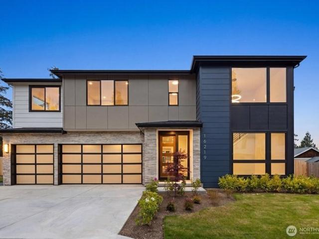 16219 Simonds Rd NE, Kenmore, WA 98028