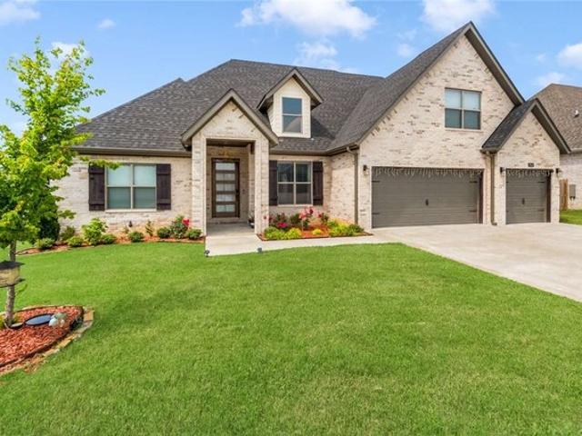 1621 Ella Pl, Bentonville, AR 72713