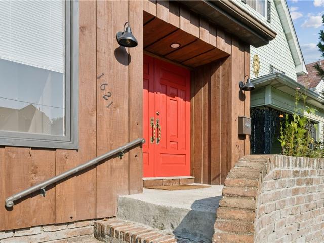 1621 Leishman Ave