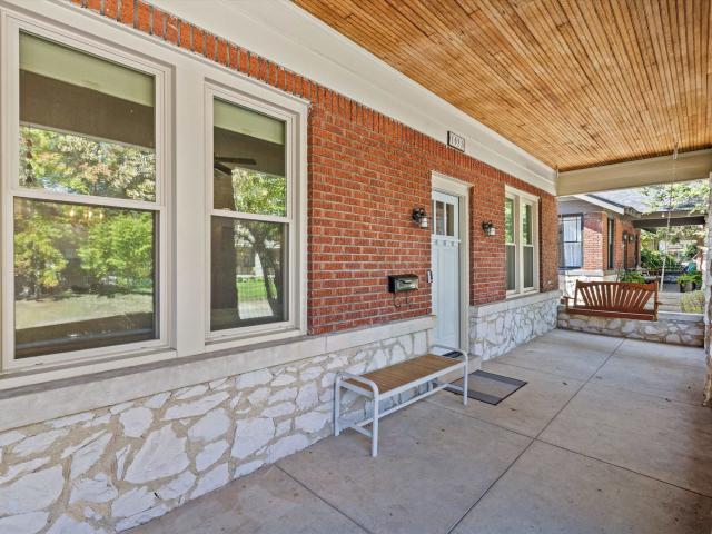 1621 Linden Ave, Memphis, TN 38104 | MLS #10218 | Compass