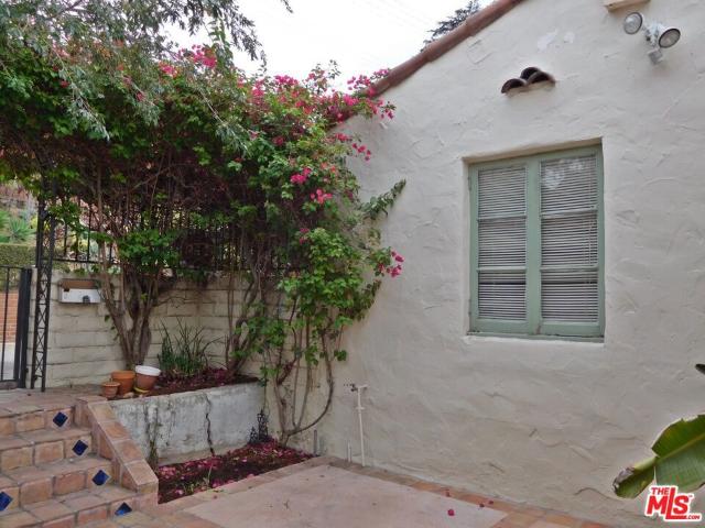 1621 Silverwood Terrace