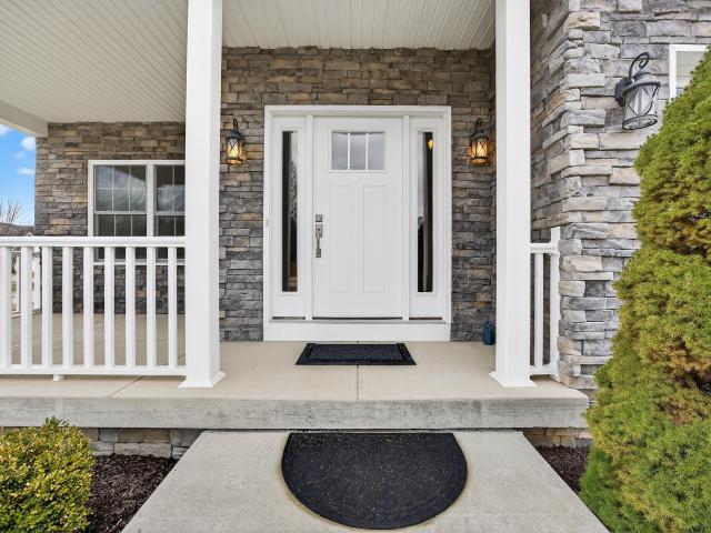 1621 W Dove Drive
