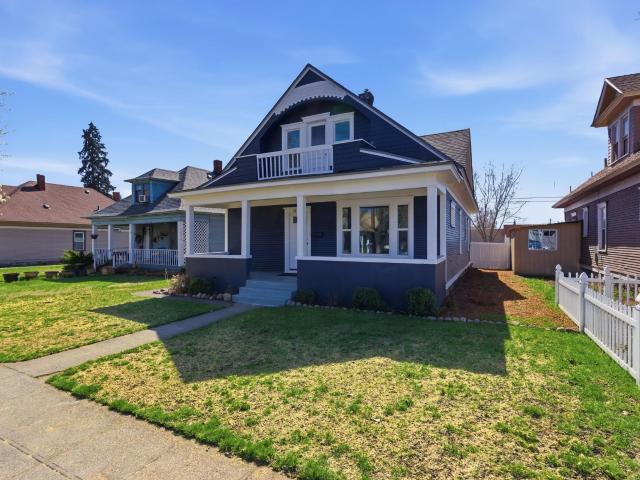 1621 W Knox Ave, Spokane, WA 99205 | MLS #202616 | Compass