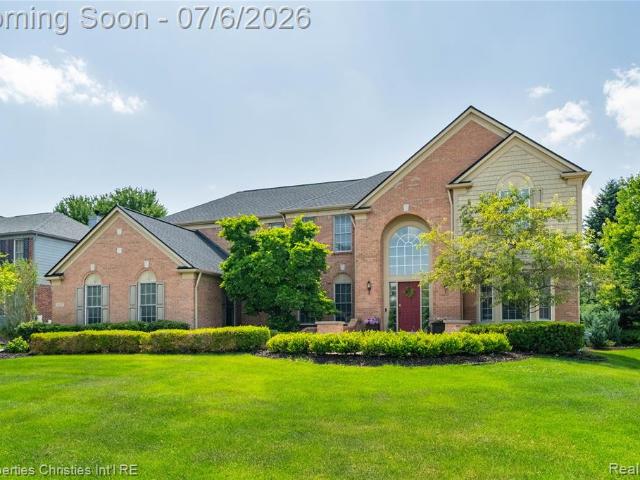 16223 Oak Forest Court