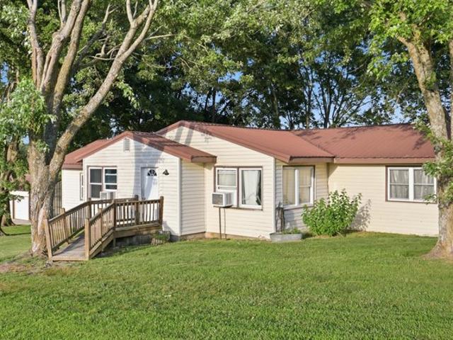 16223 State Highway F, Preston, MO 65732